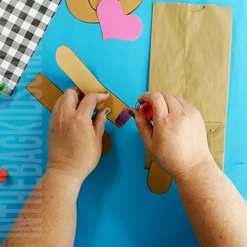 Adorable Brown Bear Craft for Kids (FREE Template) • In the Bag Kids ...