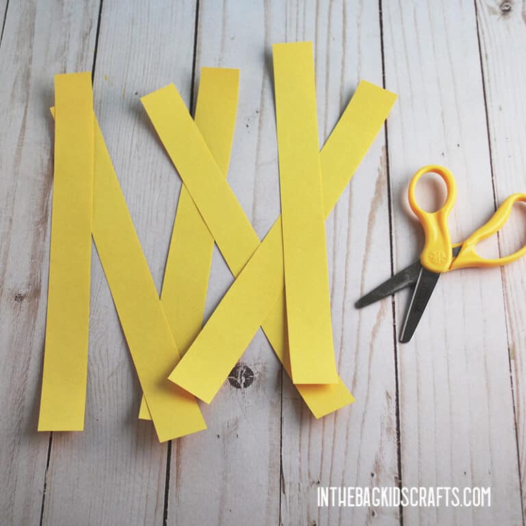 Easy Bee Craft for Kids • In the Bag Kids' Crafts