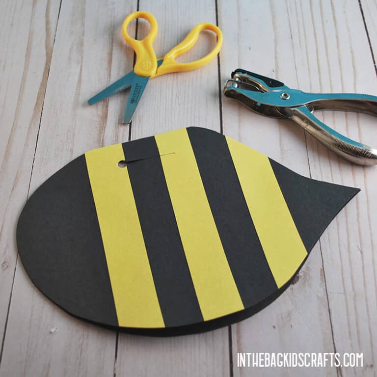 Easy Bee Craft for Kids • In the Bag Kids' Crafts