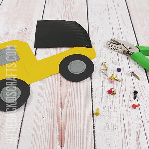 Dump Truck Craft {with FREE Craft Template} • In the Bag Kids' Crafts