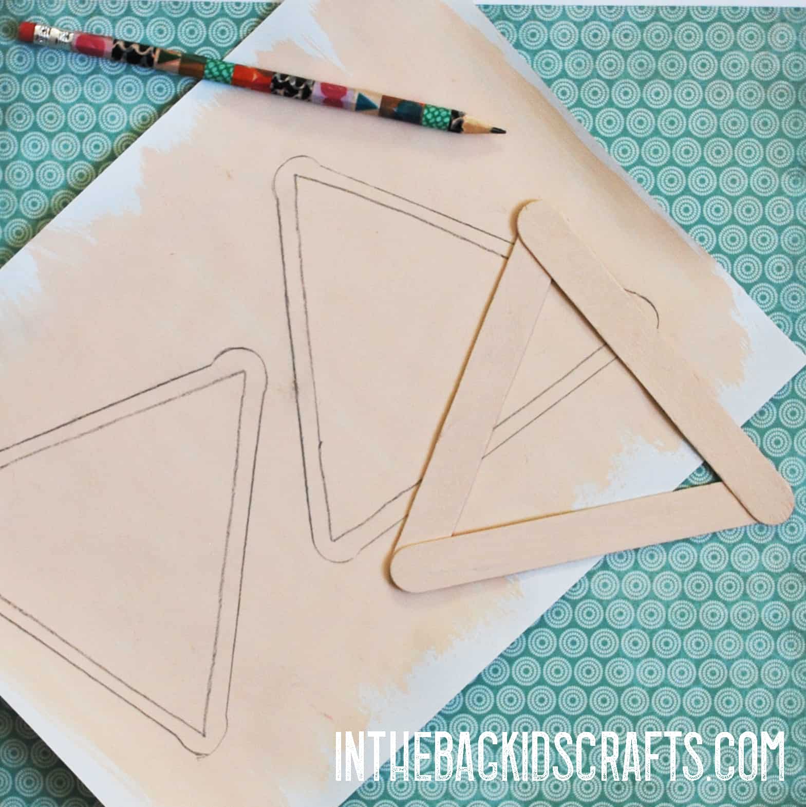 Pilgrim Crafts for Kids • In the Bag Kids' Crafts