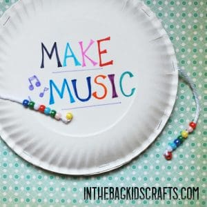 Paper Plate Snake Craft {that RATTLES!} • In the Bag Kids' Crafts
