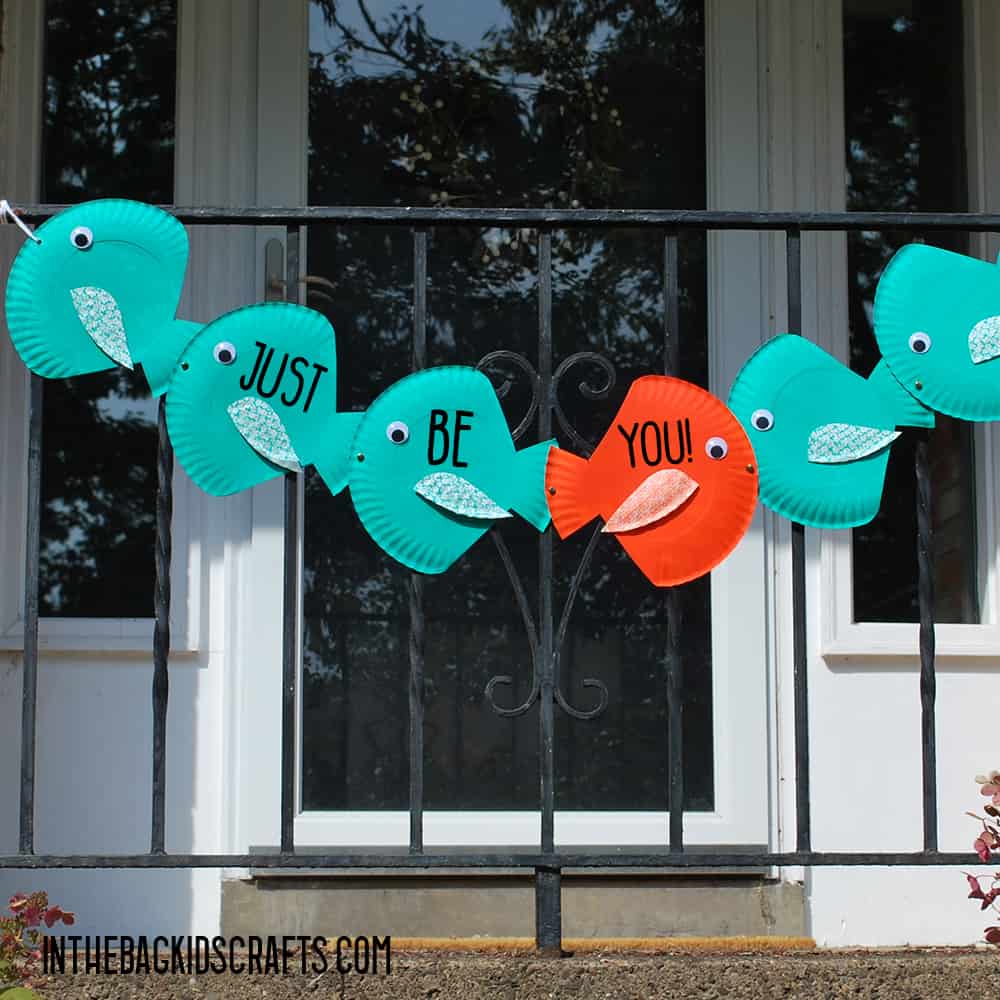 School of Fish DIY Banner Craft • In the Bag Kids' Crafts